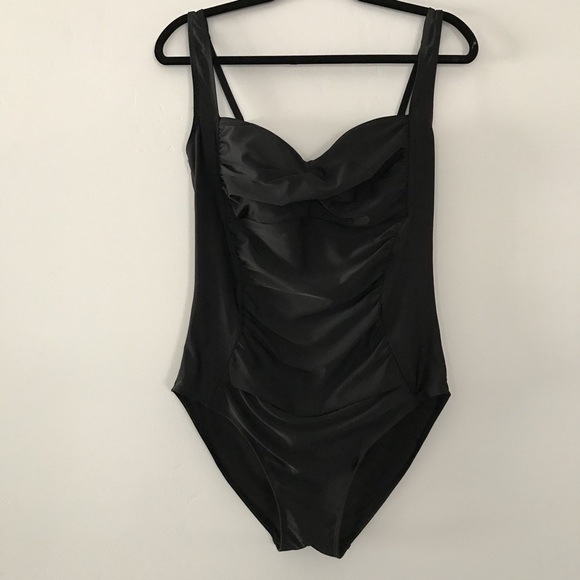 Jaclyn Smith | Swim | Jaclyn Smith Black One Piece Swimsuit | Poshmark
